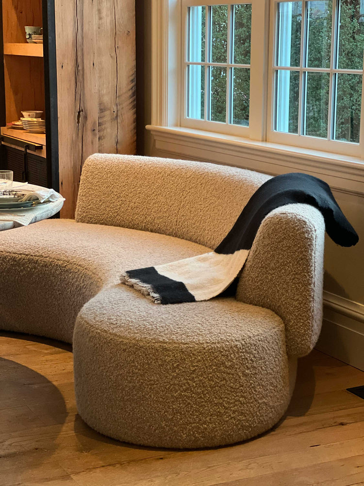 LEK Banquette by Christophe Delcourt